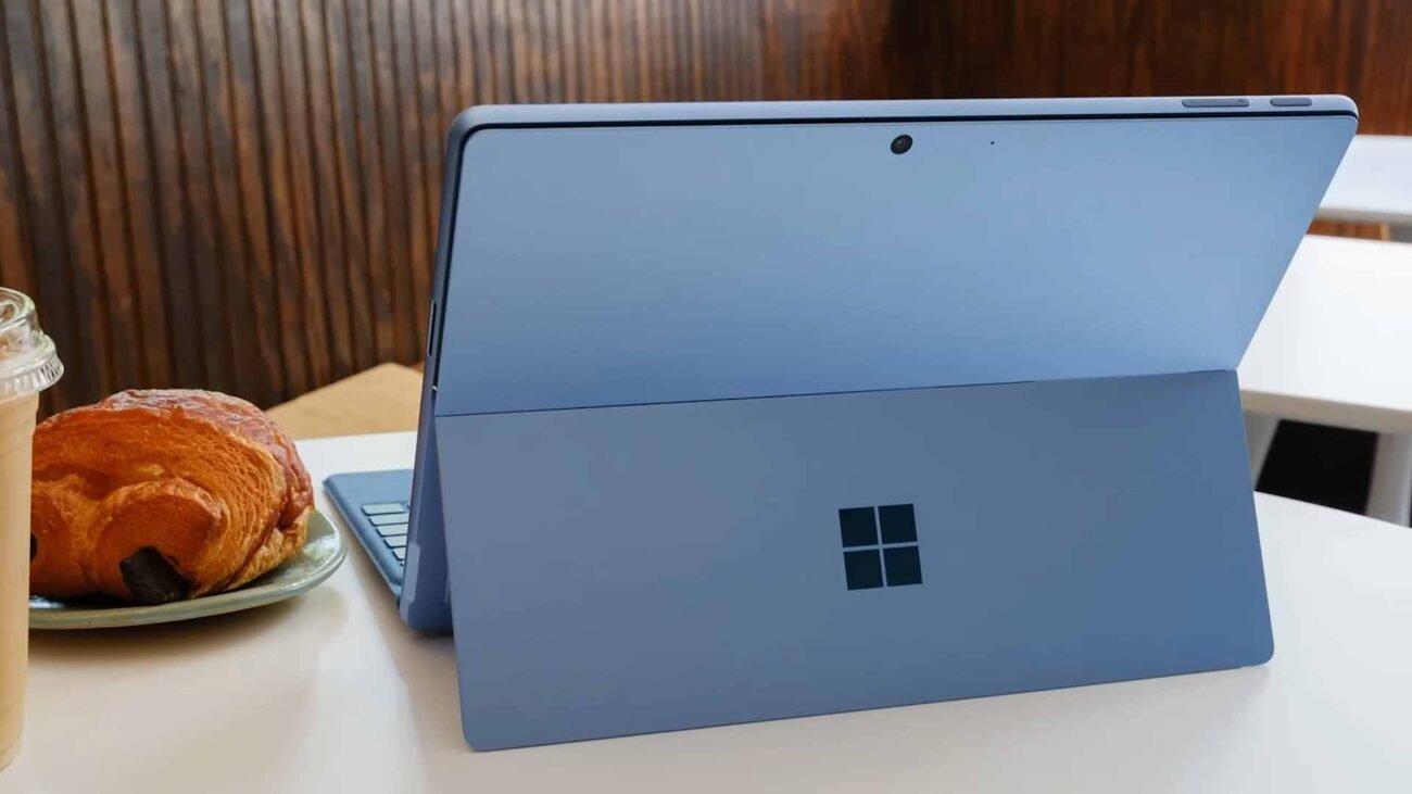 Test du Microsoft Surface Pro 12 : l’hybride ultime ou un compromis ...